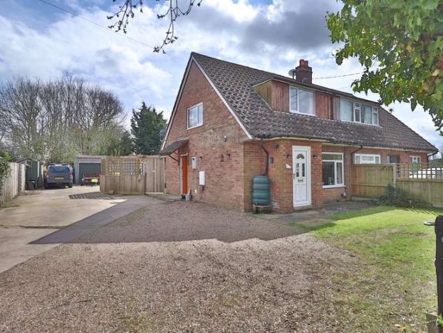 2 Bedroom Chalet House