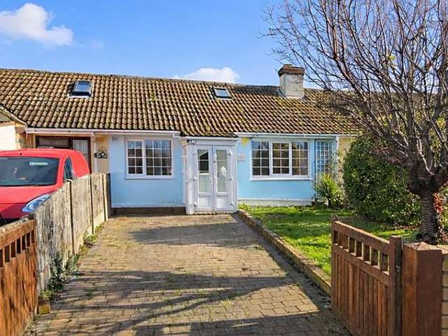 2 Bedroom Chalet House
