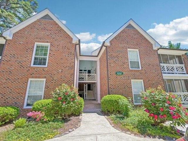 2 bedroom, Chapel Hill NC 27517 103627999