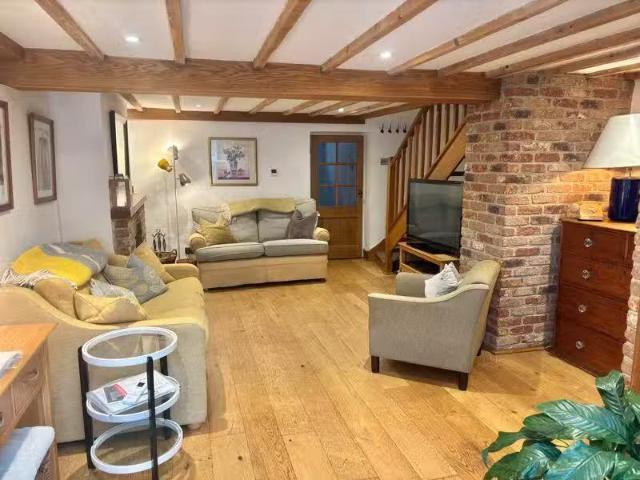 2 bedroom character property for rent in The Street, Poynings.