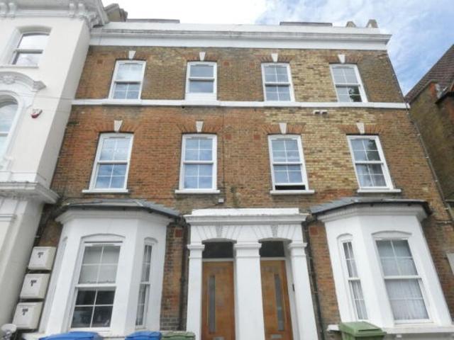 2 bedroom character property for rent in Trafalgar Street, London, SE17