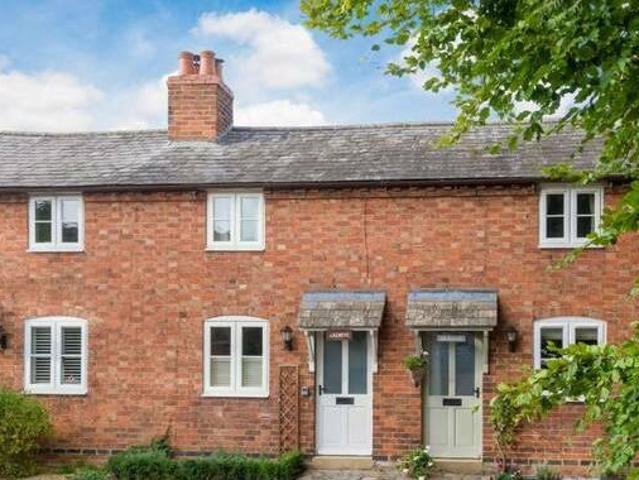 2 bedroom character property for sale in Church Lane Welford on Avon StratforduponAvon CV37