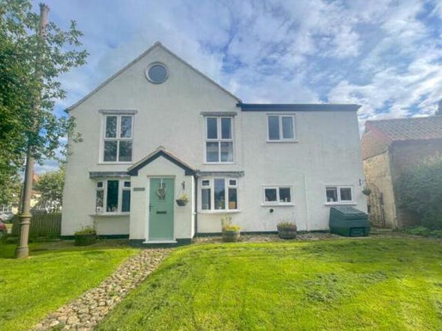 2 Bedroom Character Property For Sale In Front Street