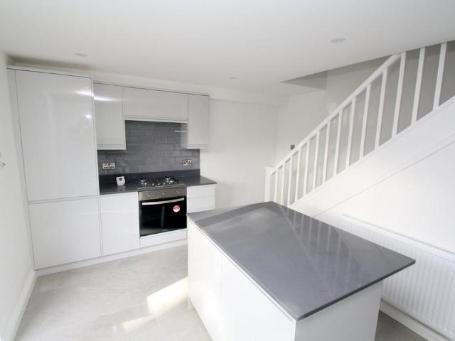 2 bedroom character property to rent