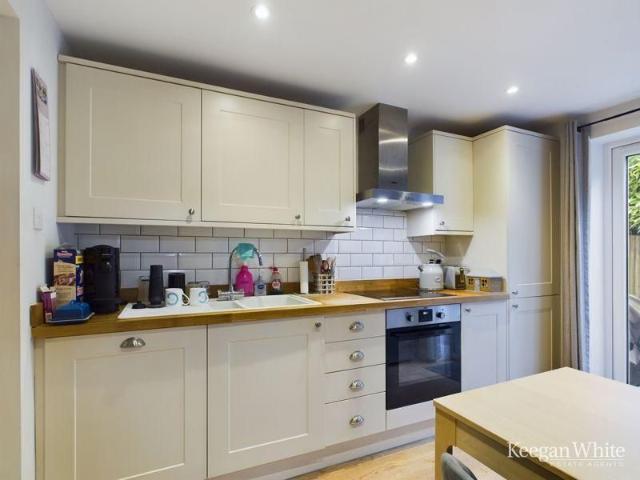 2 bedroom character property to rent