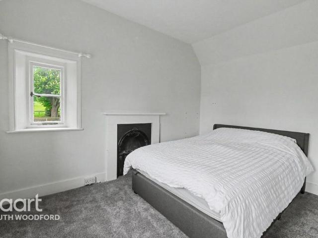 2 bedroom character property to rent