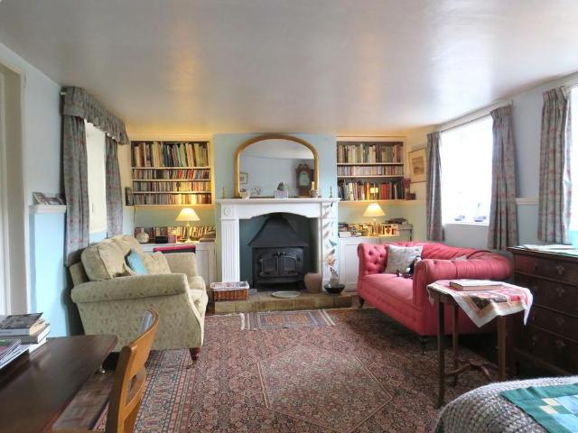 2 bedroom character property to rent