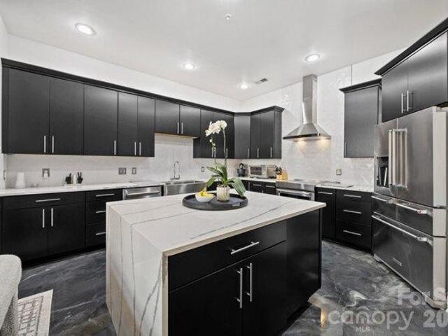 2 bedroom, Charlotte NC 28208 104898296