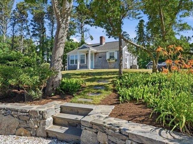 2 bedroom, Chatham MA 02633 105108003