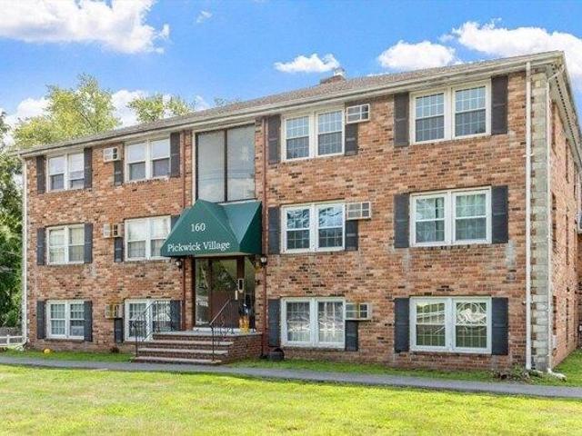 2 bedroom, Chelmsford MA 01863 105092280