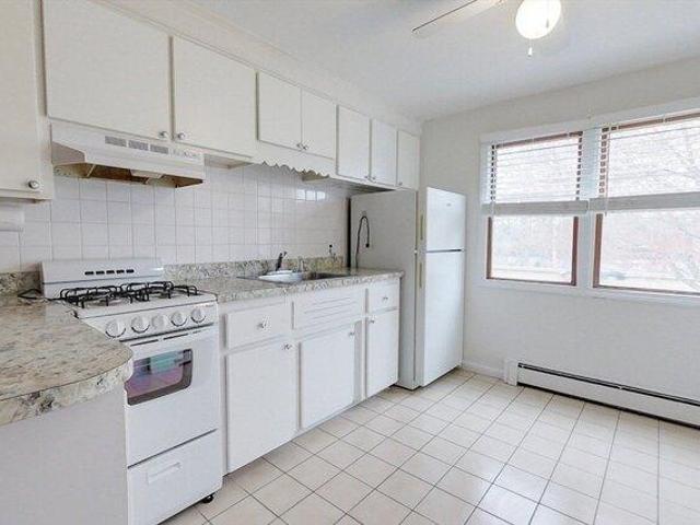 2 bedroom, Chelmsford MA 01863 LS101858351