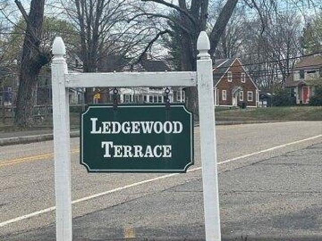 2 bedroom, Chelmsford MA 01824 102369908