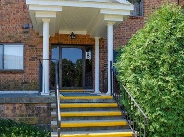 2 bedroom, Chelmsford MA 01824 105040439