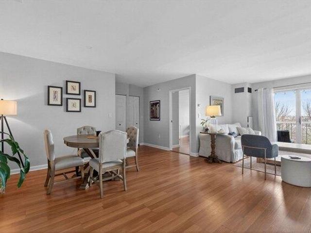 2 bedroom, Chelsea MA 02150 102411925