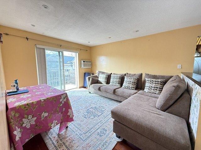 2 bedroom, Chelsea MA 02150 102090428