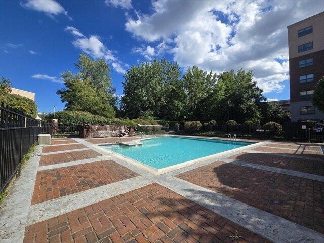 2 bedroom, Chelsea MA 02150 102342456