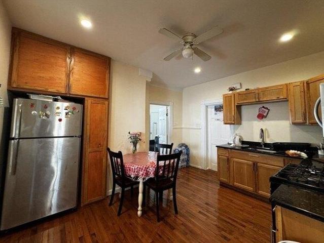 2 bedroom, Chelsea MA 02150 104512782
