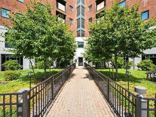 2 bedroom, Chelsea MA 02150 105080252
