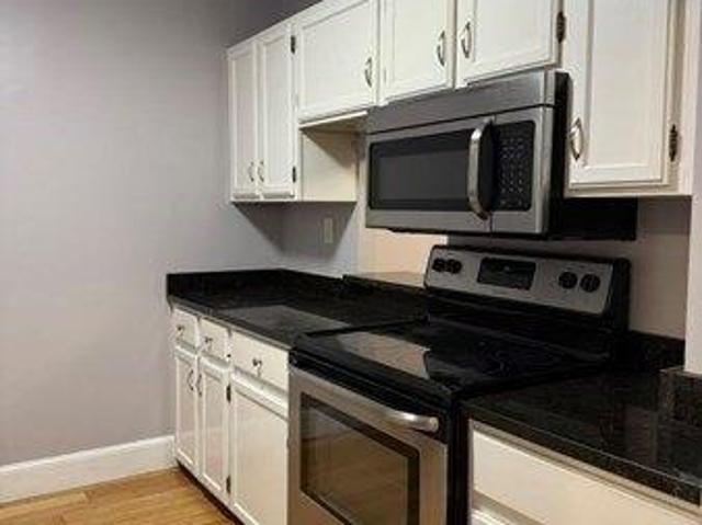 2 bedroom, Chelsea MA 02150 105093871
