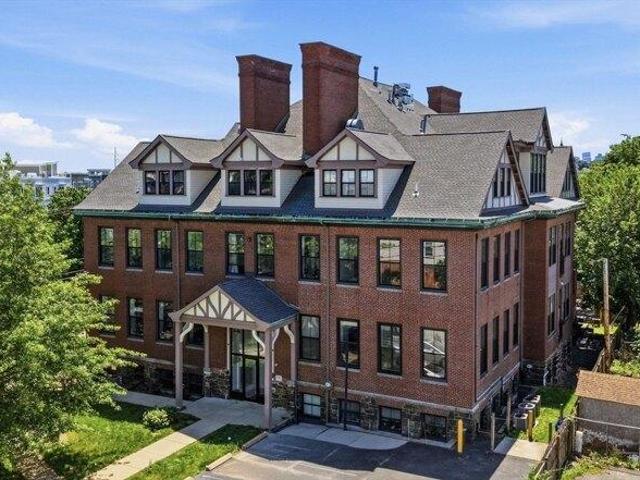 2 bedroom, Chelsea MA 02150 105124224