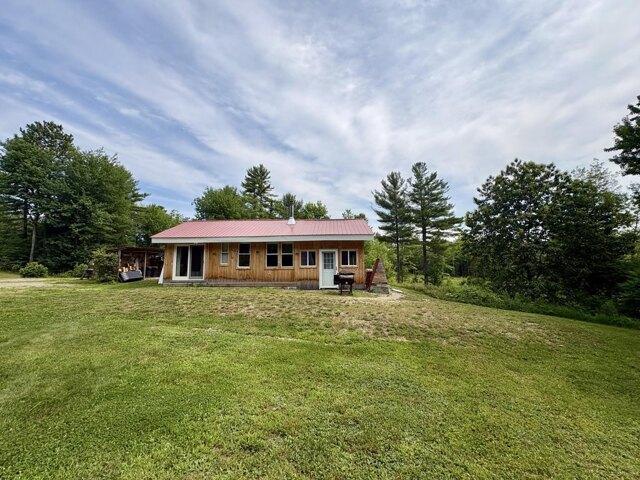 2 bedroom, Chester ME 04457 105116921