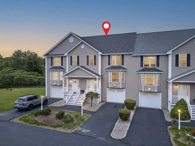 2 bedroom, Chester NH 03036 104692495