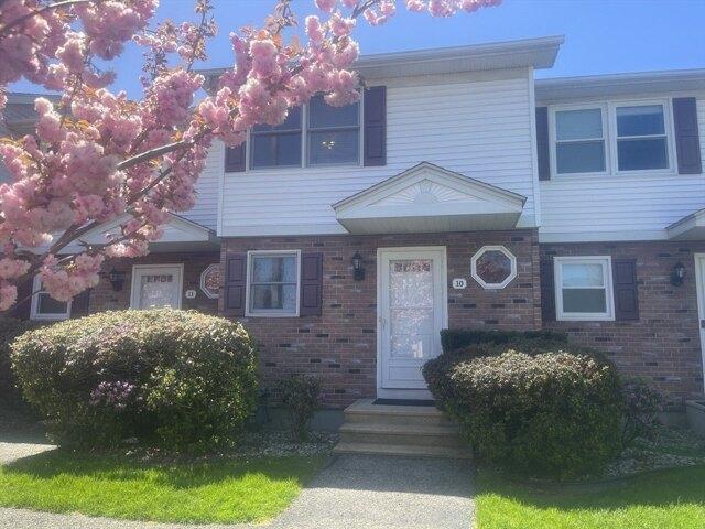 2 bedroom, Chicopee MA 01013 102634170