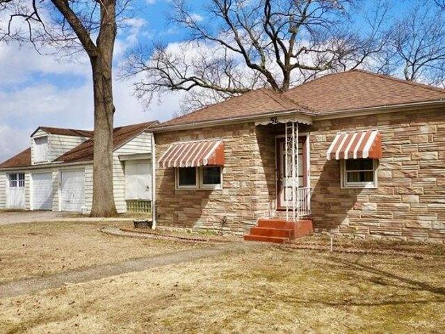 2 bedroom, Chicopee MA 01020 104789012