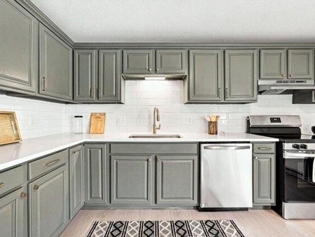 2 bedroom, Chicopee MA 01020 105013564