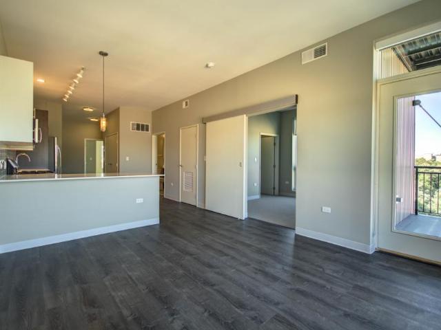 2 bedroom, Chicago IL 60642 67133291