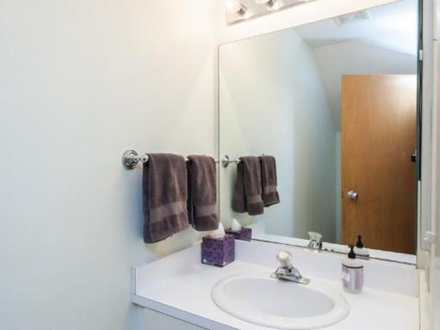 2 bedroom, Chicago IL 60647 61692032