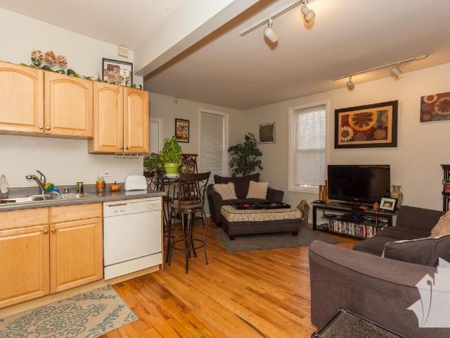 2 bedroom, Chicago IL 60647 82729633