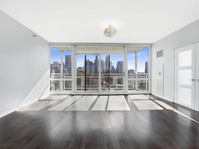 2 bedroom, Chicago IL 60654 83892173