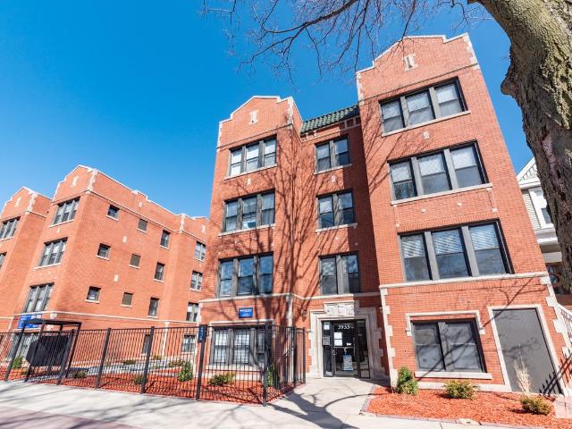 2 bedroom, Chicago IL 60613 85969345