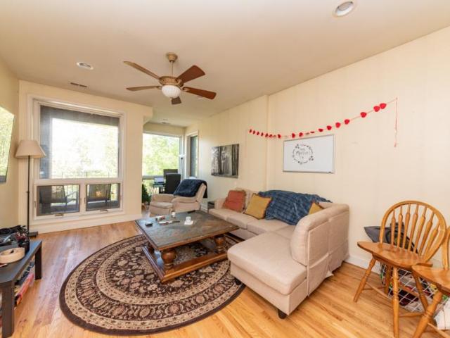 2 bedroom, Chicago IL 60613 LS98938638
