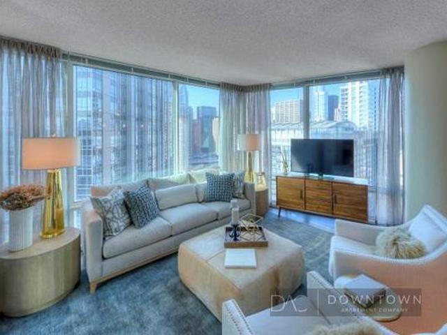 2 bedroom, Chicago IL 60610 65534154