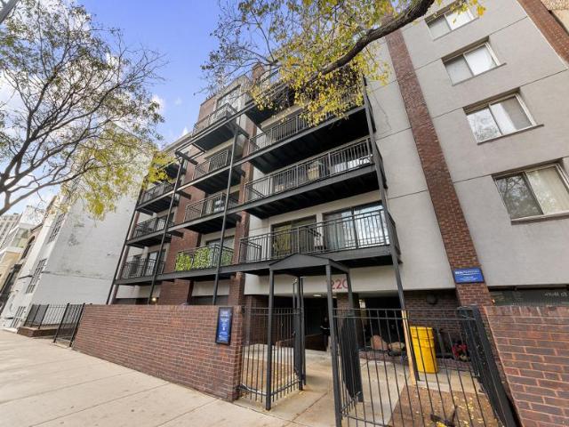 2 bedroom, Chicago IL 60610 81865348