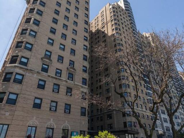 2 bedroom, Chicago IL 60610 32755493