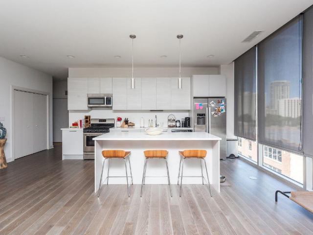 2 bedroom, CHICAGO IL 60610 LS38348410