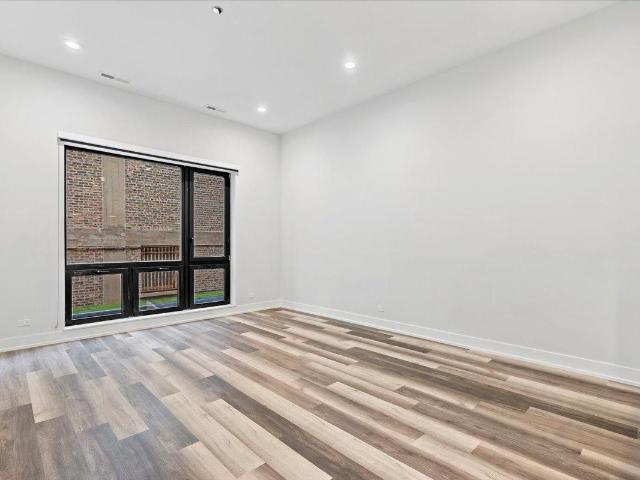 2 bedroom, Chicago IL 60614 84317904