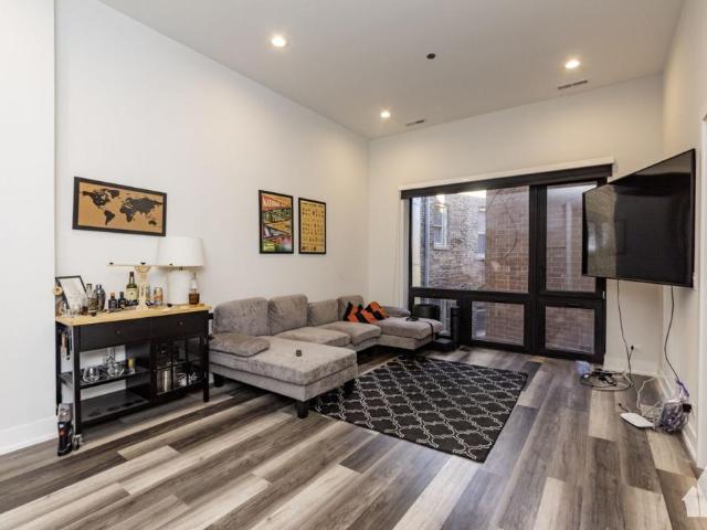 2 bedroom, Chicago IL 60614 88587893