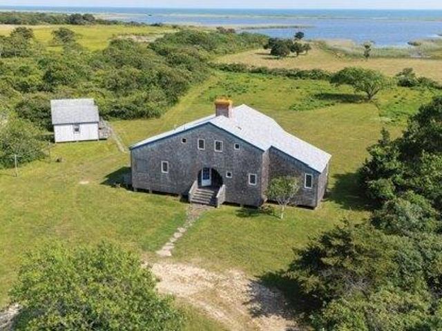 2 bedroom, Chilmark MA 02535 102822796