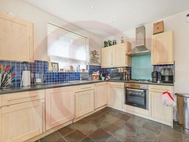 2 Bedroom Chiswick