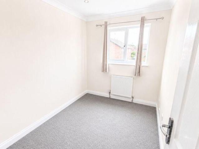 2 bedroom cluster house to rent