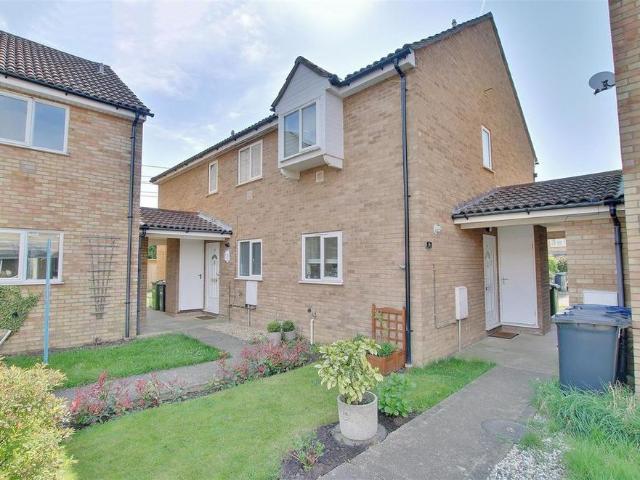2 bedroom cluster house to rent