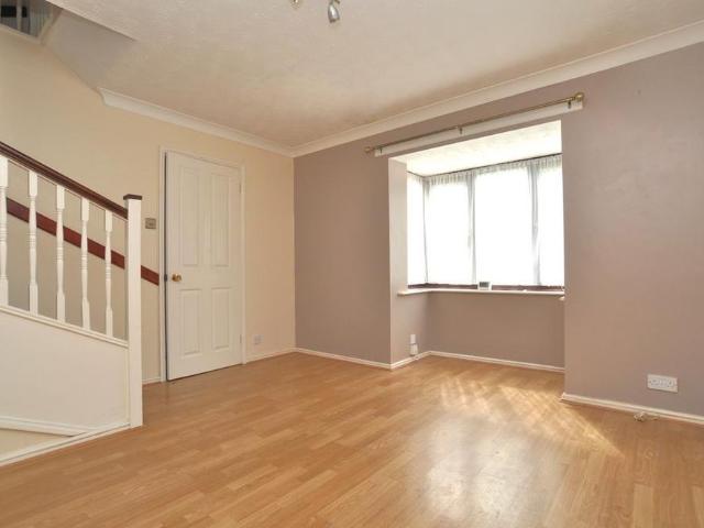 2 bedroom cluster house to rent