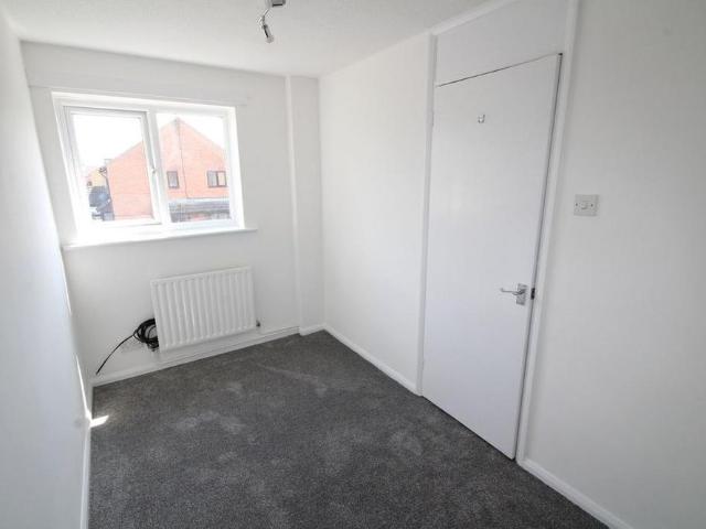 2 bedroom cluster house to rent