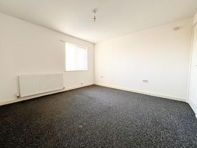 2 bedroom cluster house to rent