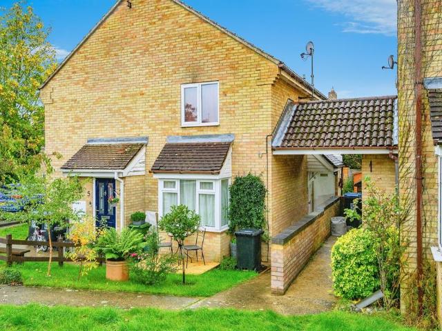 2 bedroom cluster house for sale