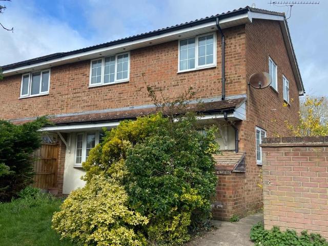 2 bedroom cluster house for sale
